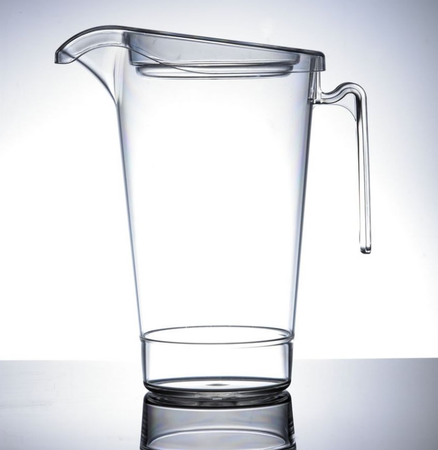 Polycarbonate 4 Pint Jug with Lid - Bar Activity UK Pub and Bar Supplies